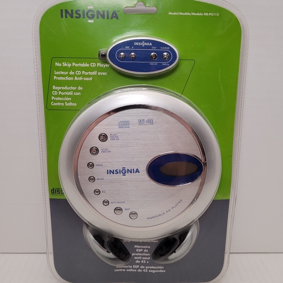 Insignia by Sigvaris | Portable Audio & Video | Insignia Portable Cd ...